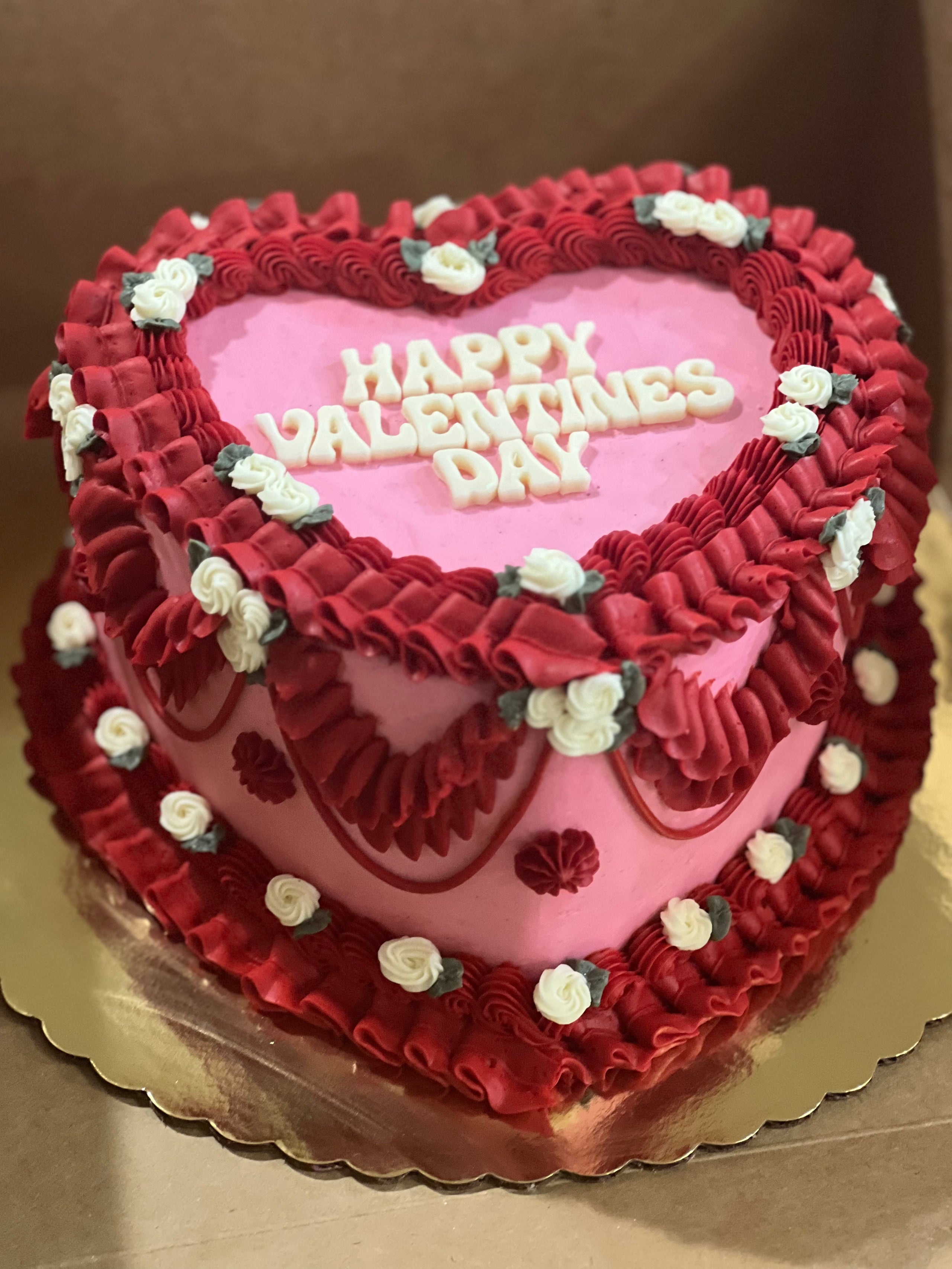 Vintage Buttercream Cakes | Velvet Valley Cakes